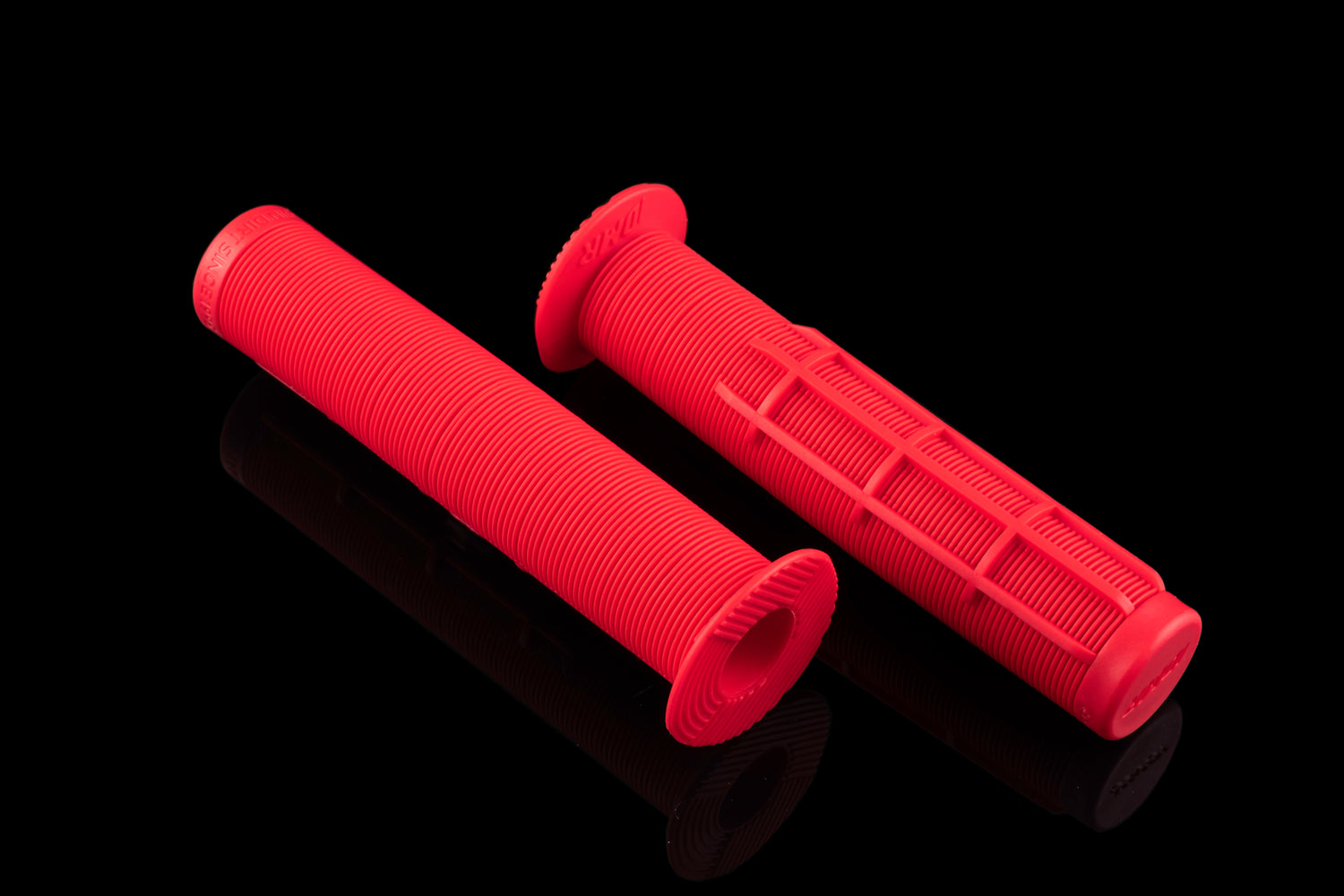 DMR Grid Grip: MTB Handlebar Grips – DMR Bikes